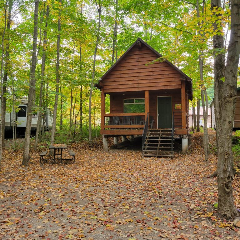 Accommodations - Auburn Riverside Retreat